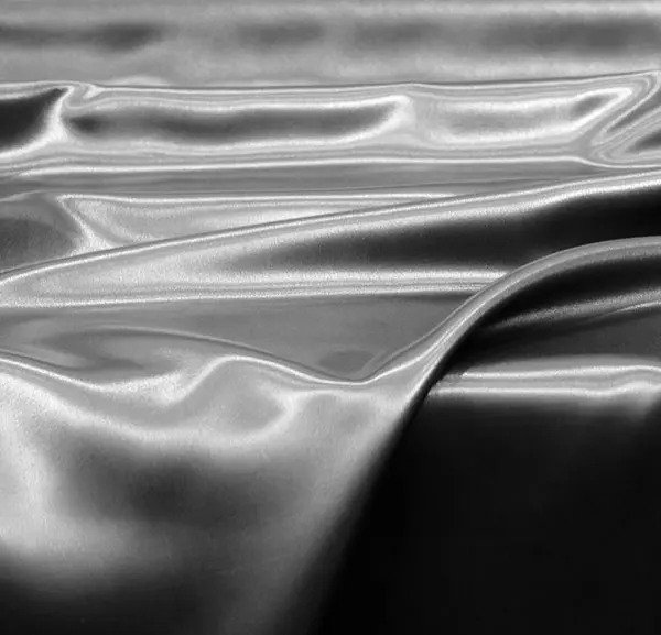 Hanoia | Our story - Art of Lacquer Silk EN